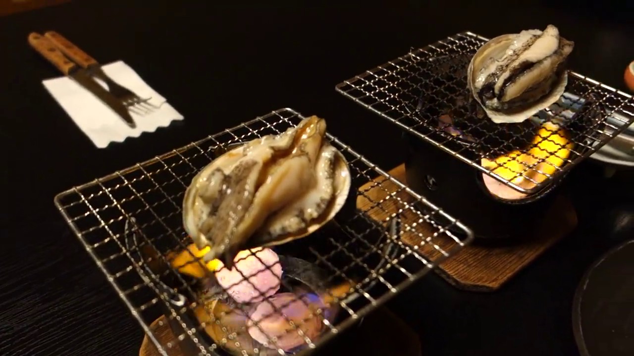 Grilling Live Awabi (Abalone)!!! - YouTube