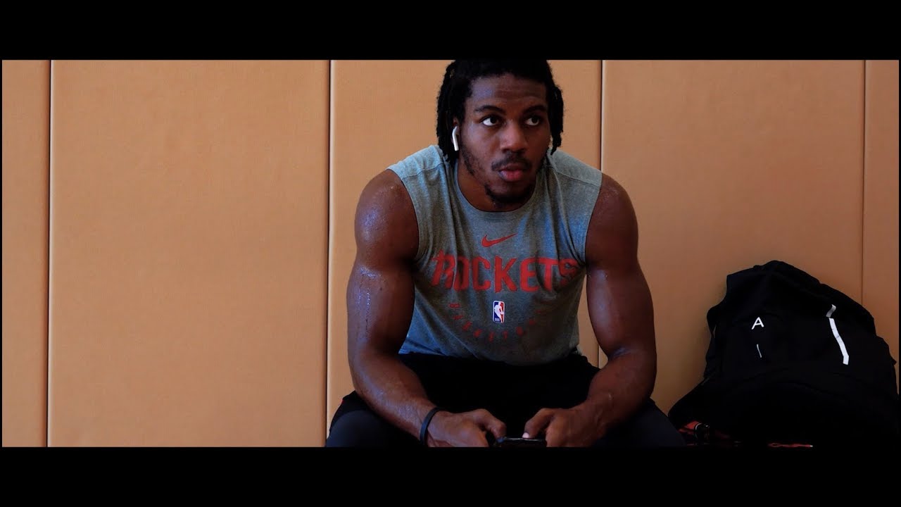 Houston Rockets' Chris Clemons “Five Mics” AD - YouTube