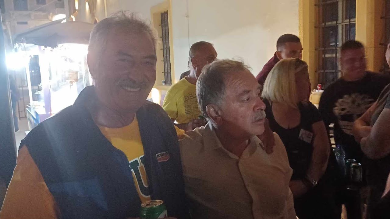 ΤΡΙΚΟΥΒΕΡΤΟ ΓΛΕΝΤΙ ΣΤΉΘΗΚΕ ΣΤΟ ΕΚΛΟΓΙΚΟ ΚΈΝΤΡΟ ΤΟΥ ΓΙΑΝΝΗ ΜΑΣΤΡΟΚΟΎΚΟΥ ...