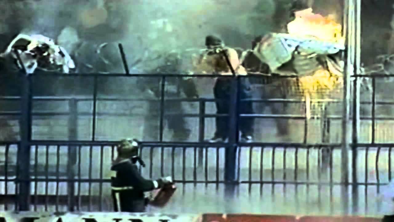 GATE 13 - Panathinaikos Hooligans Burn Olympiakos Stadium - YouTube