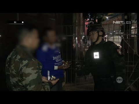 Sedang Asyik Ngelem Dipinggir Jalan, Pria Ini Kepergok Tim Prabu - 86