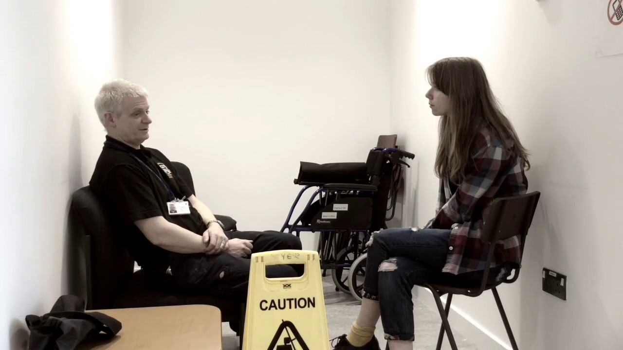 Mrs Spence's Class BBC School Report 2017 - YouTube