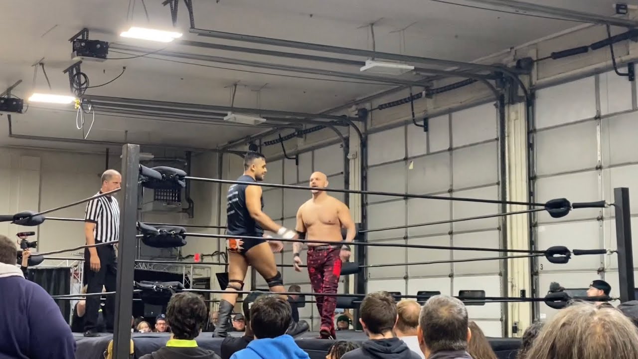 Ben Castle vs. Abraham Khan: TCW (3/25/23) - YouTube