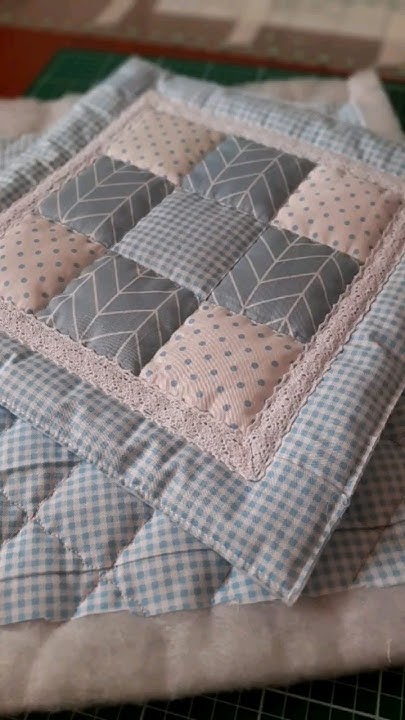 Лоскутная подушка с кружевом. #лоскутноешитье #лоскутнаяподушка#пэчворк ...