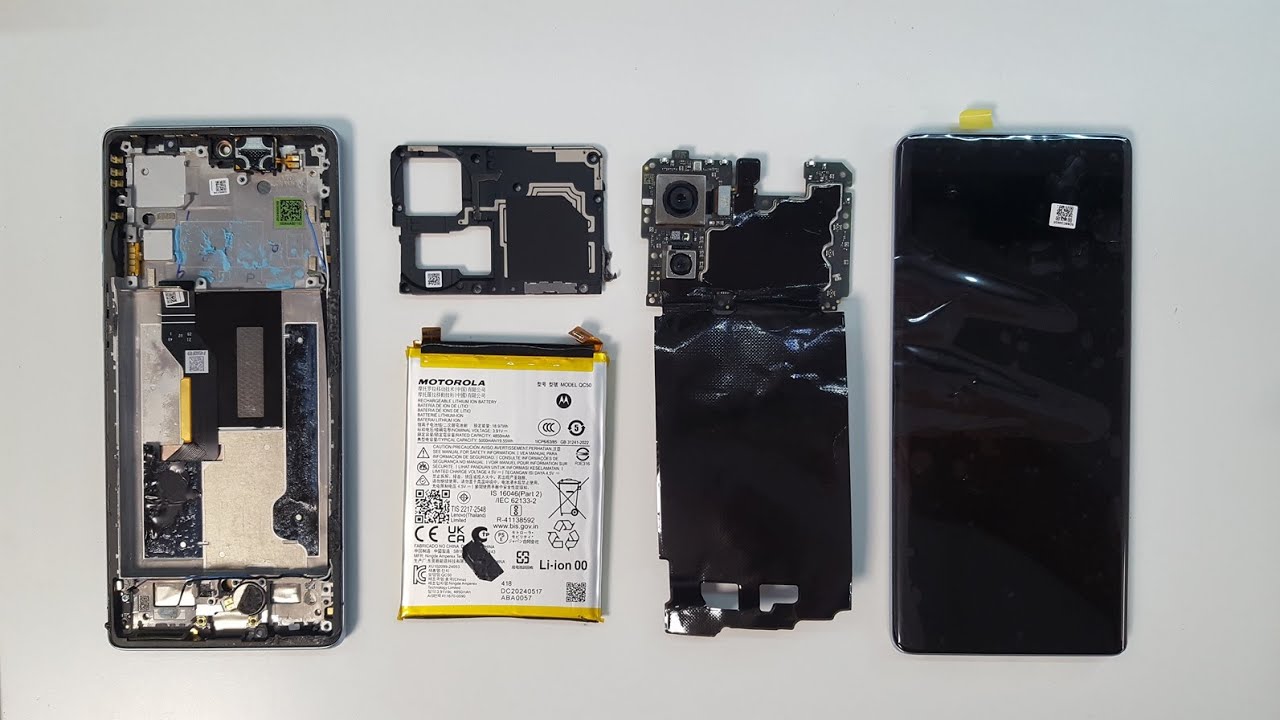 Motorola EDGE 50 Fusion disassembly LCD replacement - YouTube