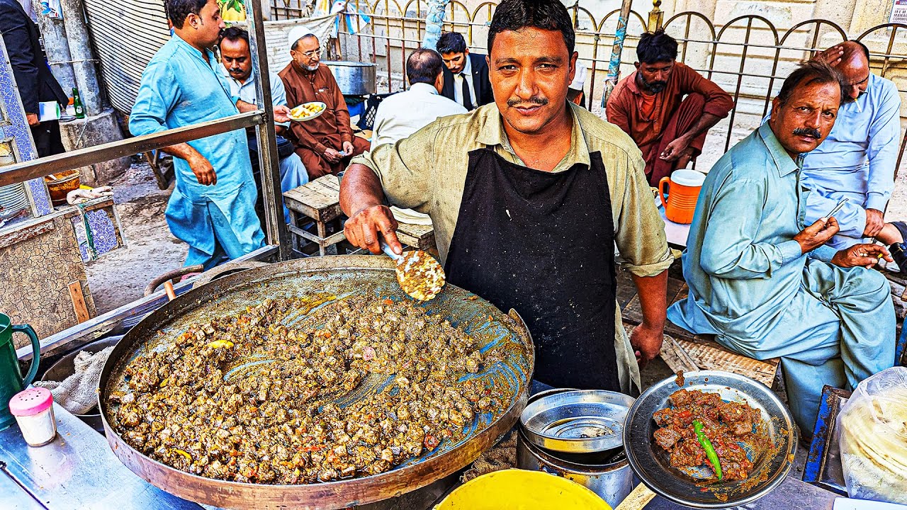 Mutton tawa Fry Kaleji | Rs 150 Plate in Old City Karachi | Mutton ...