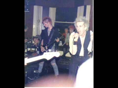 The Clash Stay Free (unplugged) by punk tribute band 1977 - YouTube