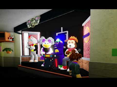 Chuck E. Cheese introduces the Muppets - YouTube