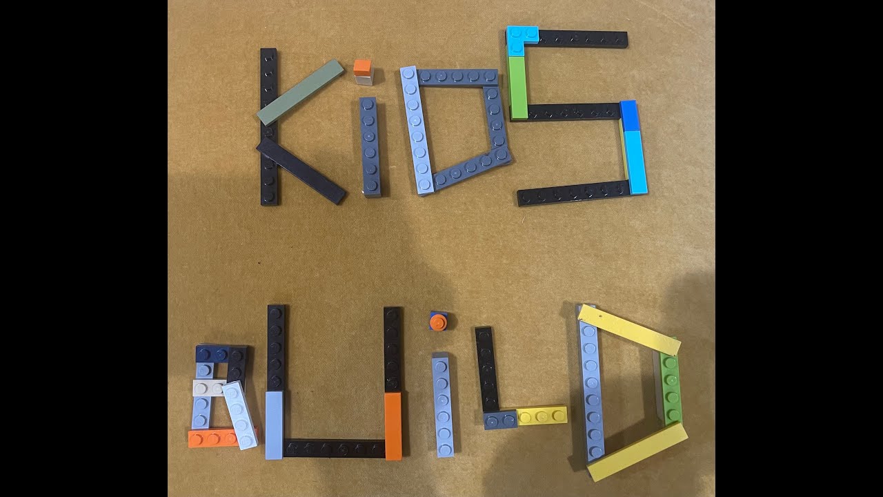 Building a colorful Lego Jewish Star - YouTube