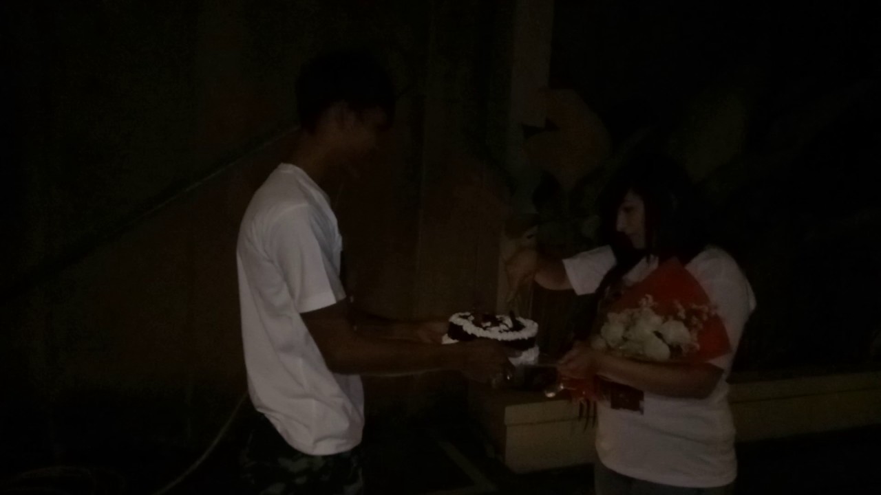 Very Romantic Proposal Ldr Couple Youtube