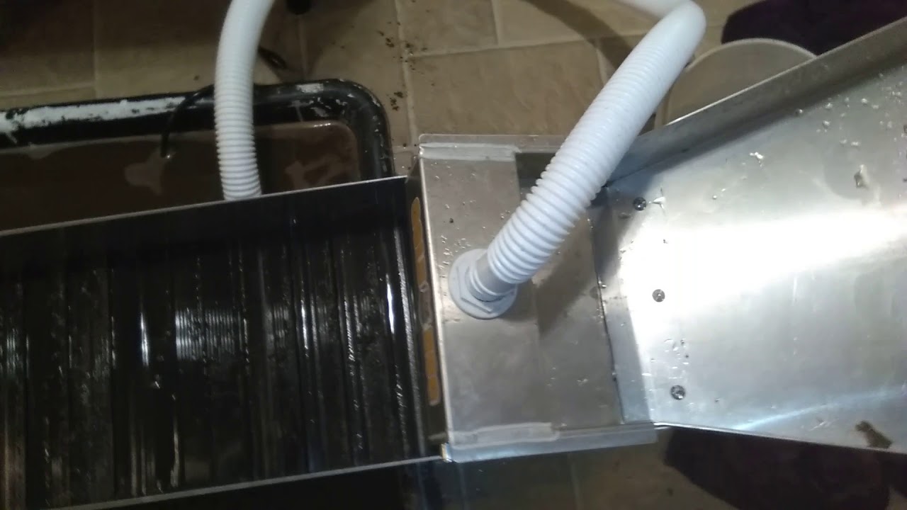 Gold hog sluice clean up - YouTube