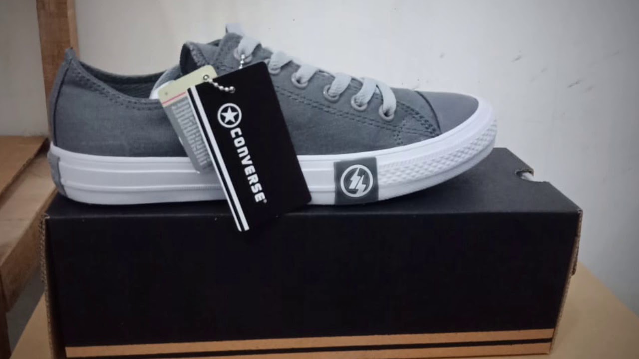 sepatu converse cuma 150 ribu - YouTube
