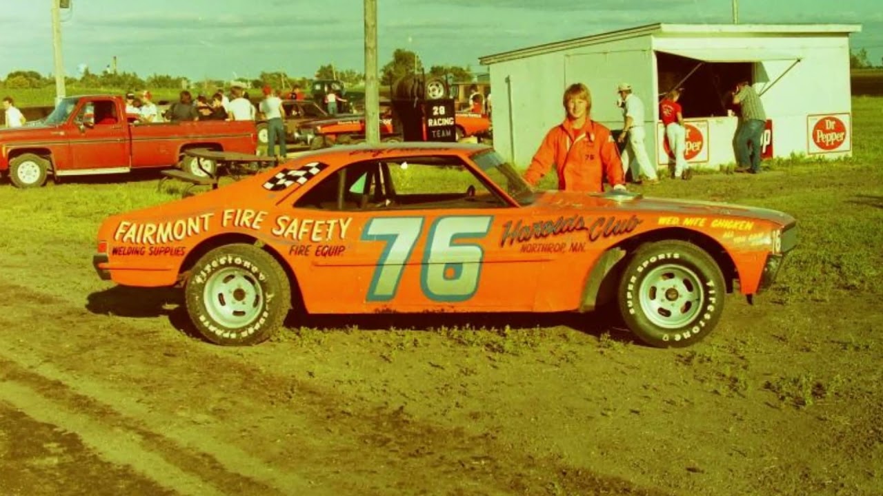 Southern MN Early 80s Racing! Stock Cars 232! - YouTube