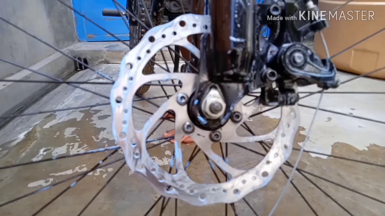 How to remove Disc in oil and Disc is not working #discbrake #cycle ...