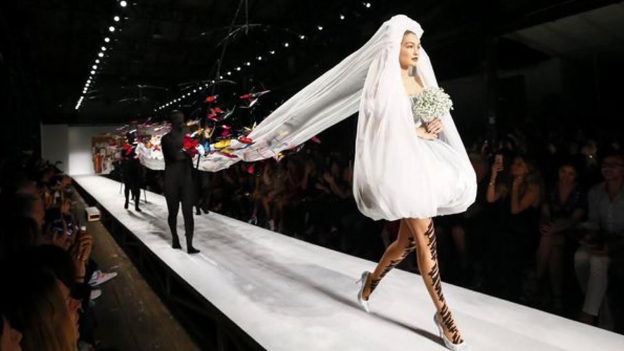 Moschino | Spring Summer 2019 | Full Fashion Show - YouTube