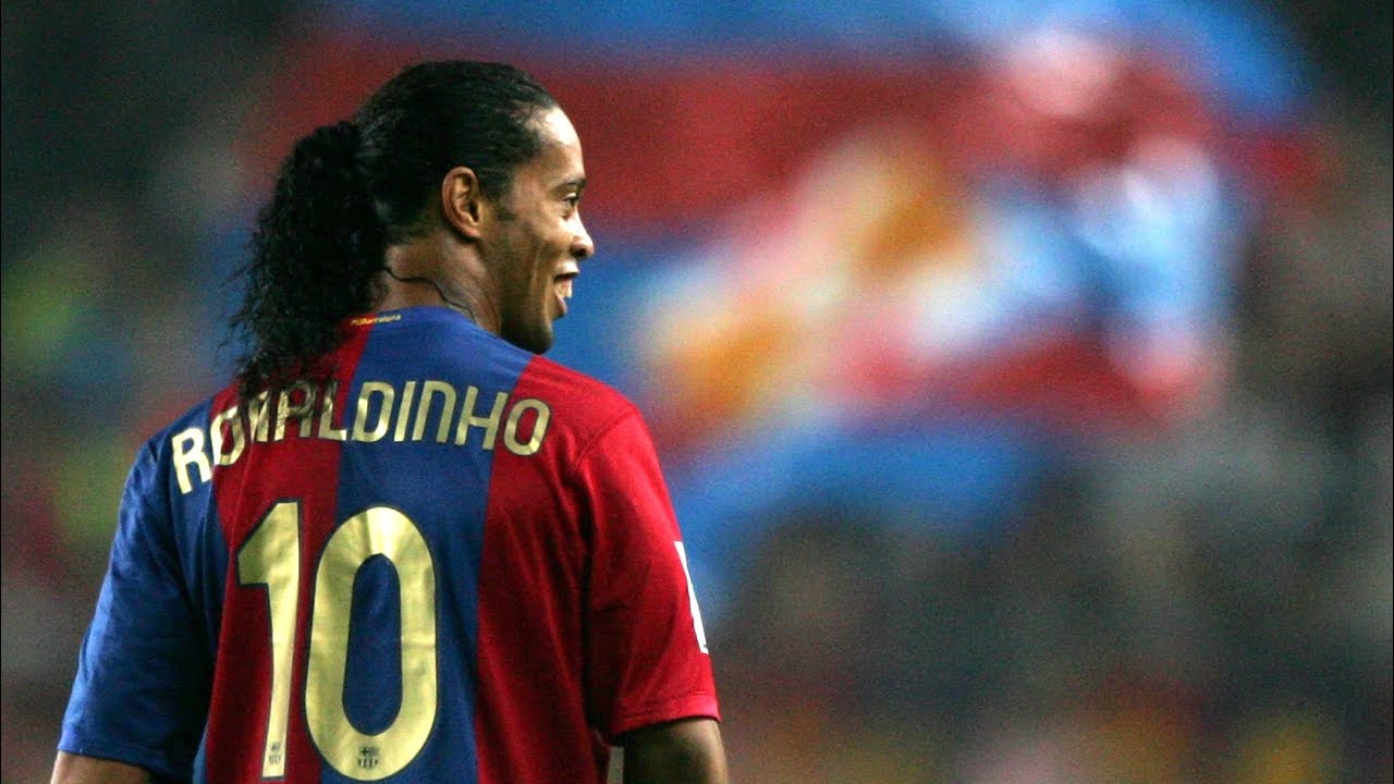 RONALDINHO IS A LIVING LEGEND - YouTube