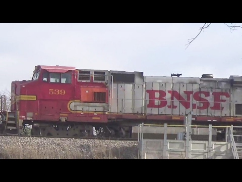 BNSF 2294- Freight Meets BNSF 6554- Z-Train, 1/27/17 - YouTube