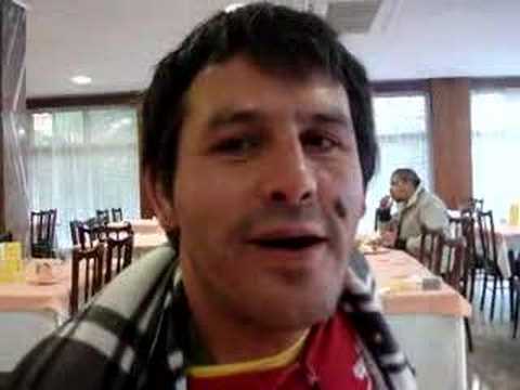 Emplastro em Lloret - "Mundo Jovem alé!" - YouTube