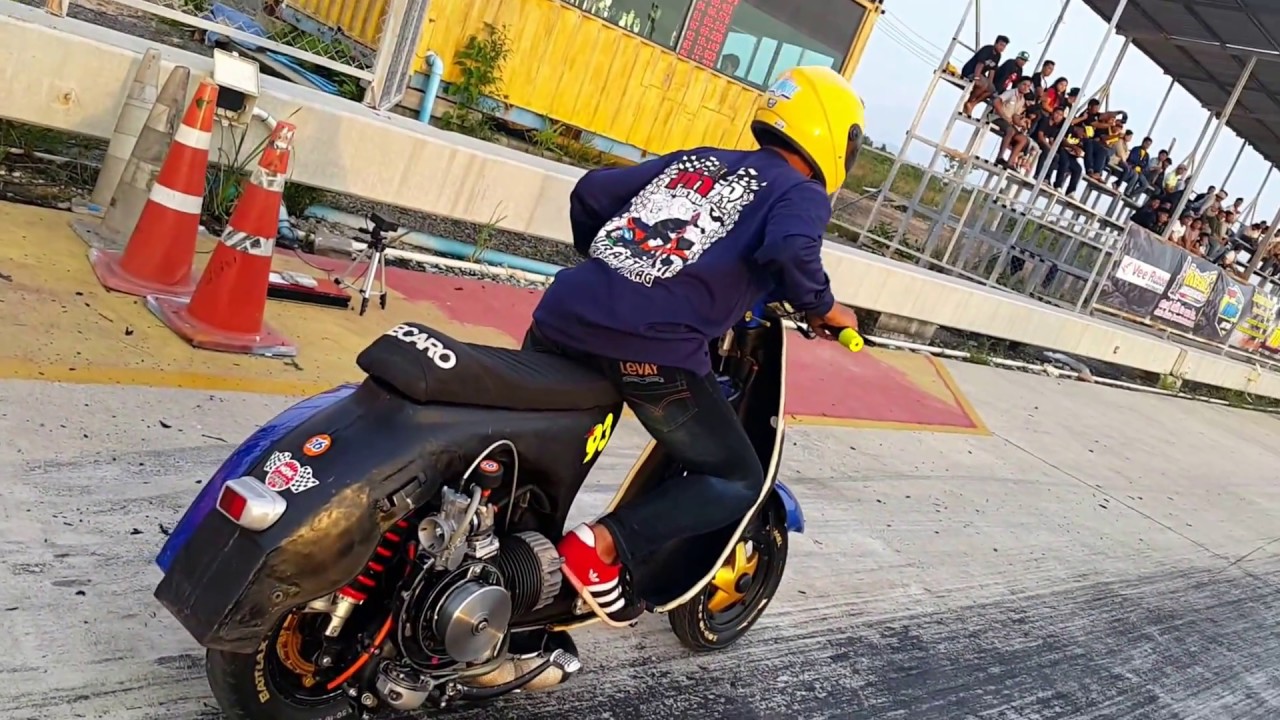 vespa drag kencang - YouTube