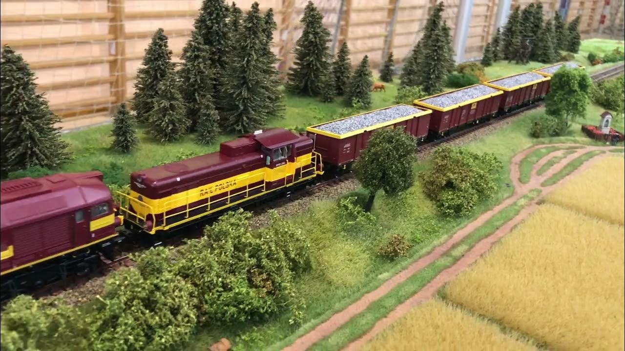 M62 3513 i SM42 2164 Rail Polska na makiecie ŁKMK + Radomiak w Piotrkowie 6 - YouTube
