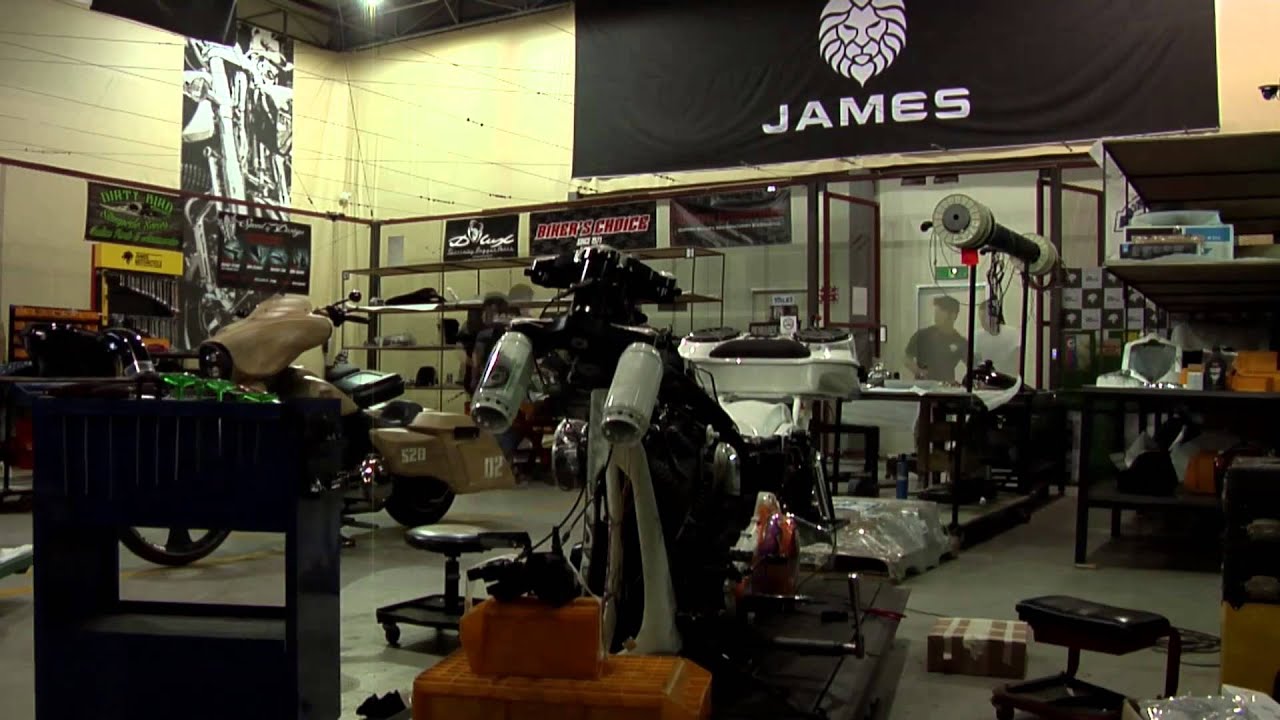 BTSbehind the scean 2015 JAMES MC voodoo audio custom bagger 'BAD GUY ...