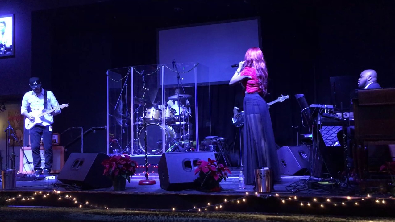Erica Dawson Exclusive - "Can You Stand the Rain" snippet - YouTube