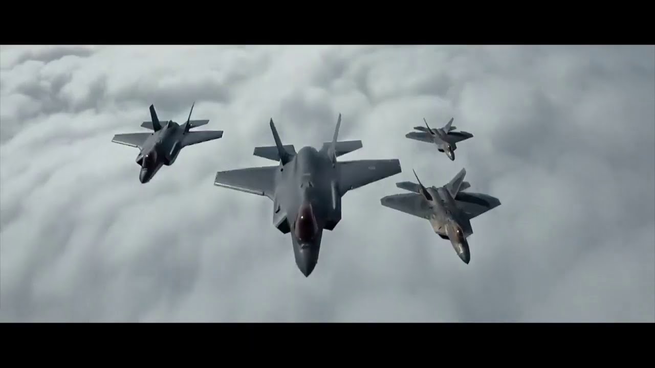 Alex Quade wins International Aerospace Media Award - YouTube