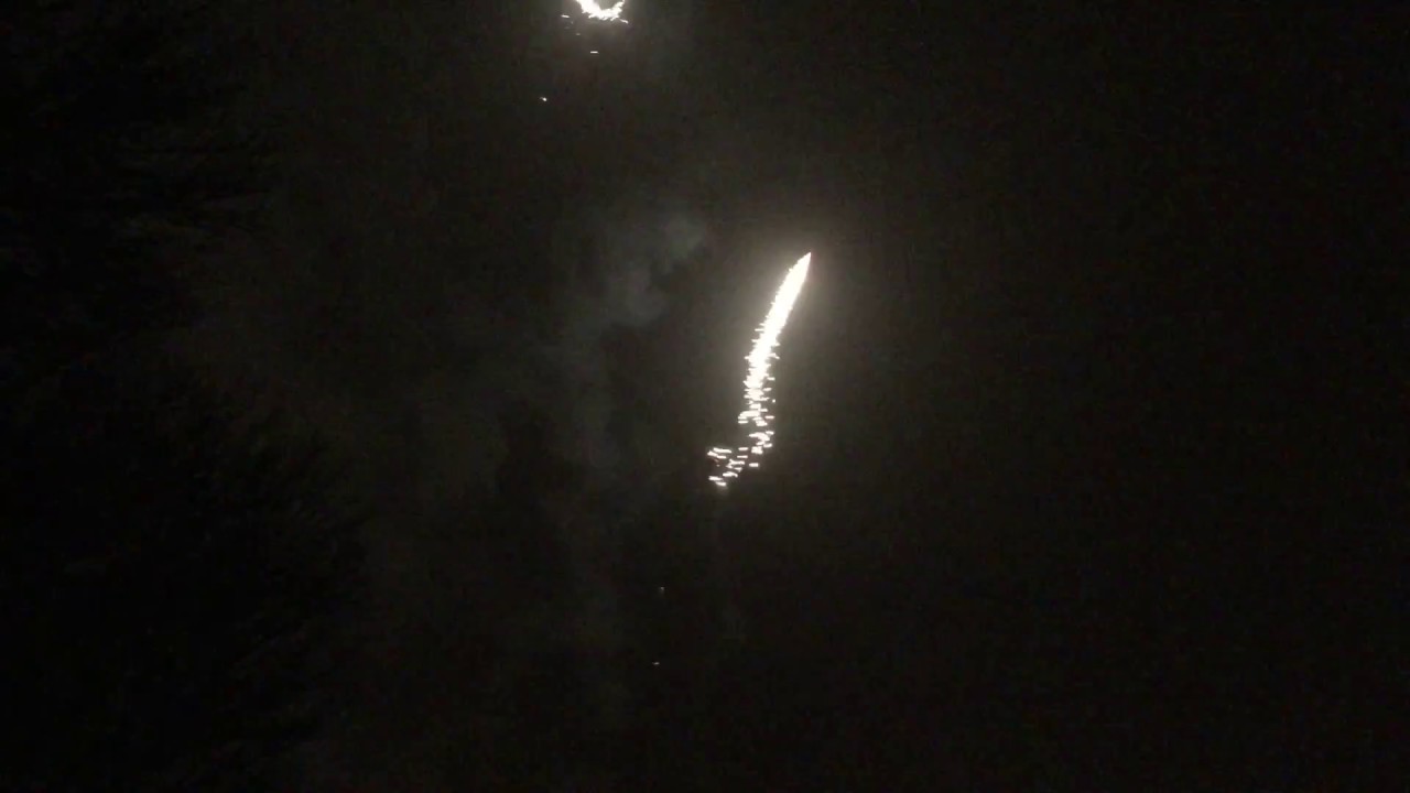 Return of the Phoenix - Underground Vuurwerk - YouTube