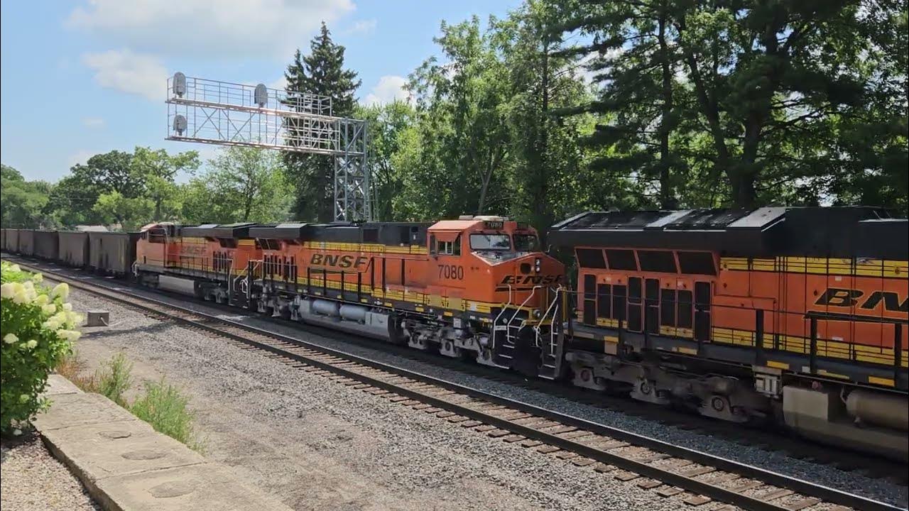 8/4/2023 BNSF 3852, BNSF 7080, BNSF 6329, @TrainswithAndy - YouTube