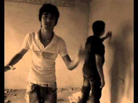 Mc depresYon  bak duy sevdamın isyanı yine geçdi kollarmıa bi jilet yarası 2012