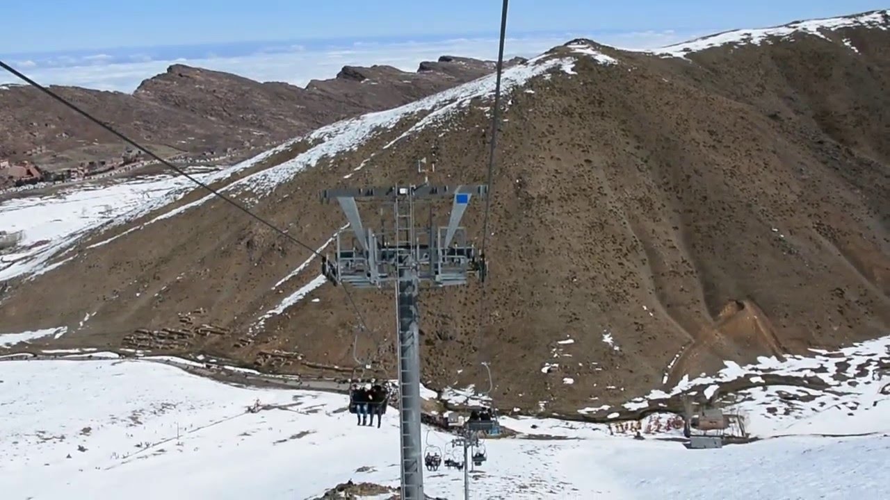 téléphérique Oukaimeden station de ski - YouTube