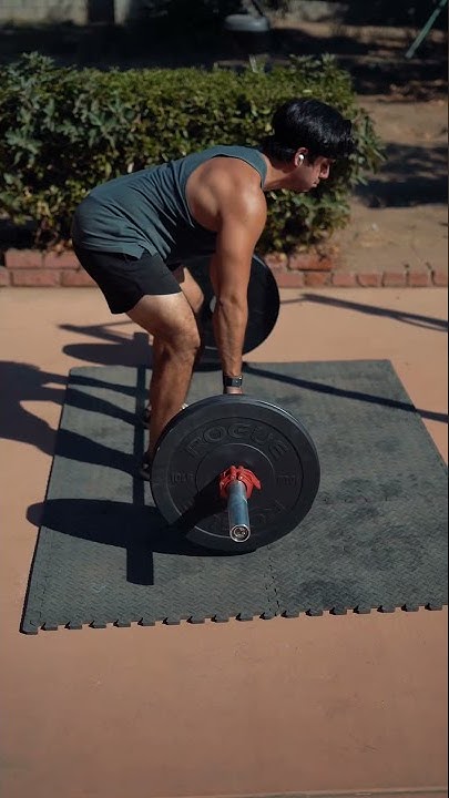 10 MIN BACK WORKOUT - upper back, lower back, lats & neck / Equipment: Bottles I Pamela Reif# ...