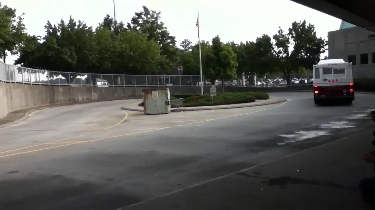 Gwinnett County Transit GCT 2004 Orion VII CNG #A009 Leaving Doraville ...