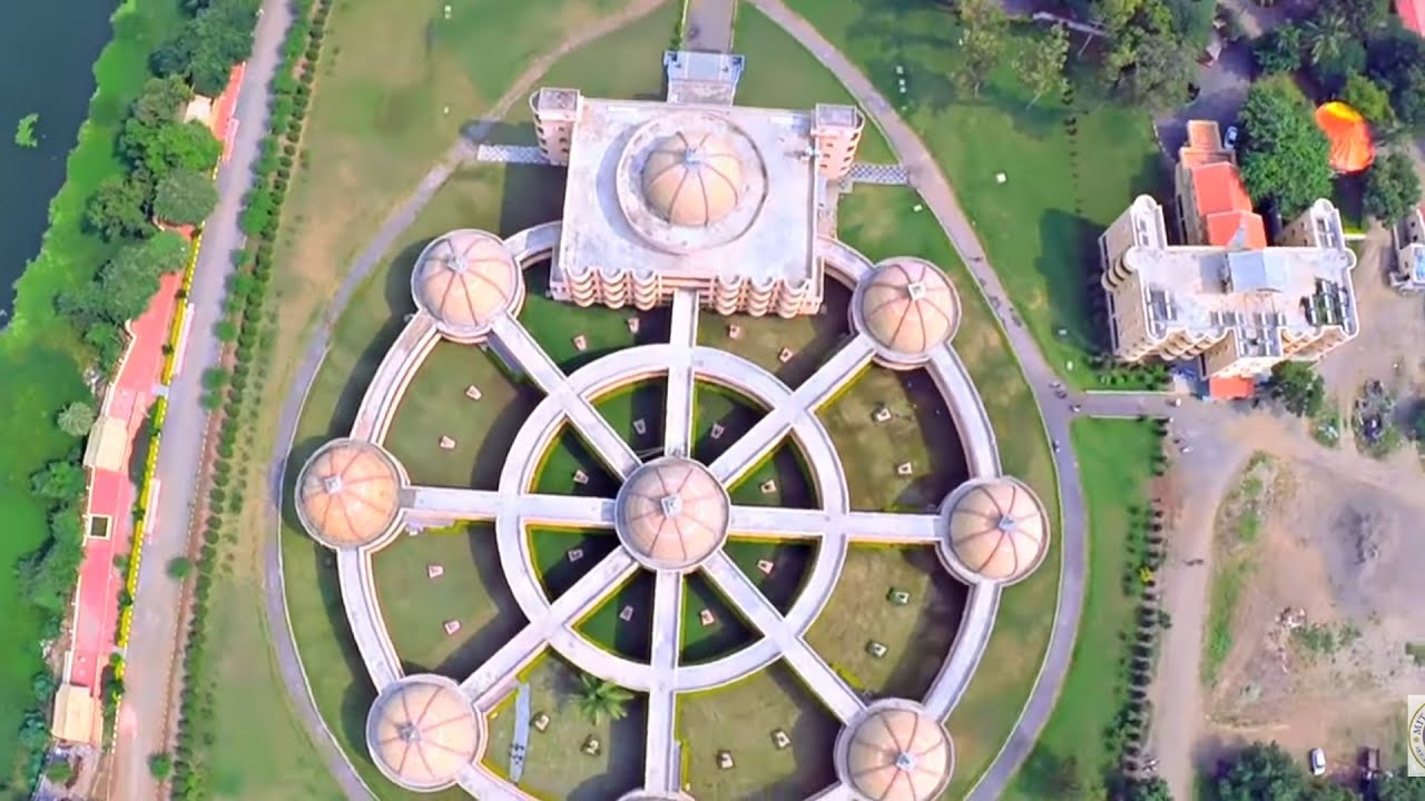 MIT College Campus Pune Tour. - YouTube