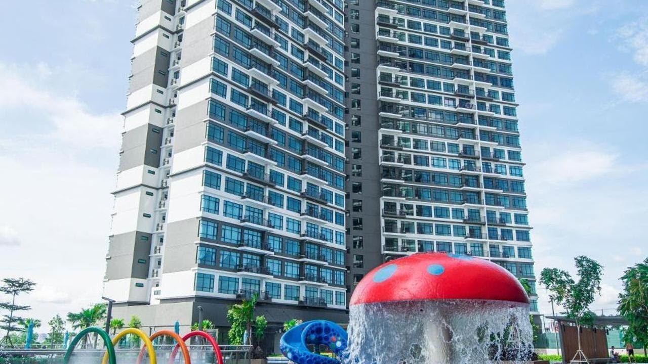 MOLEK REGENCY TAMAN MOLEK, Johor Bahru, Malaysia | Holiday with Falguni ...