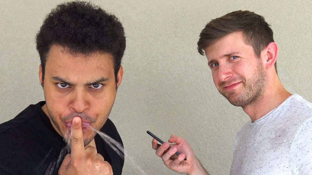 Try Not to Laugh Challenge w/ BasicallyIDoWrk (Twitter Roasts Edition) - YouTube
