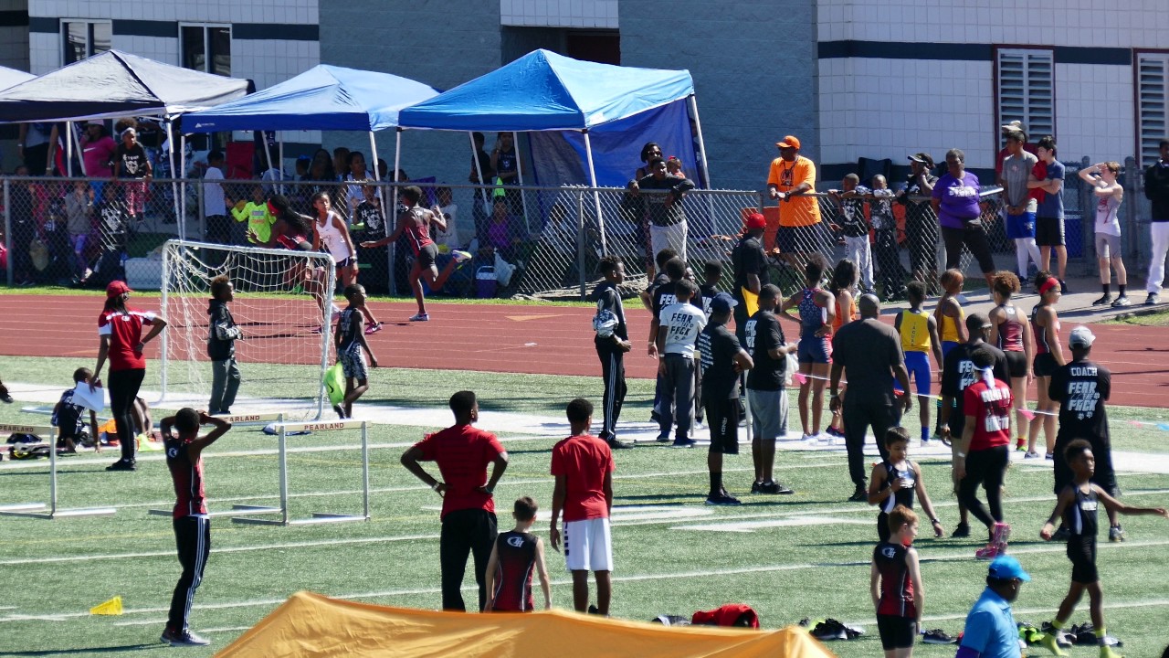 2017 TEXAS STORM TRACK MEET - 13-14 YR GIRLS 4X100 - YouTube