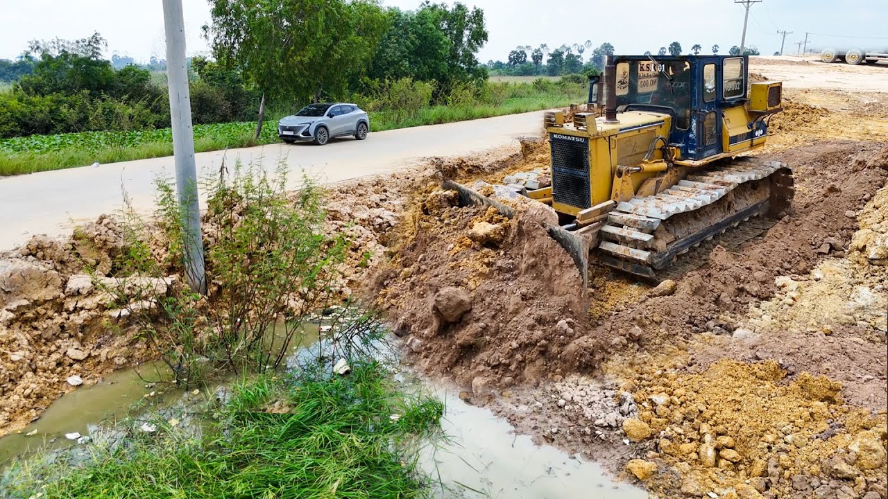 Amazing bulldozer driver show expert skills pushing soil filling land ...