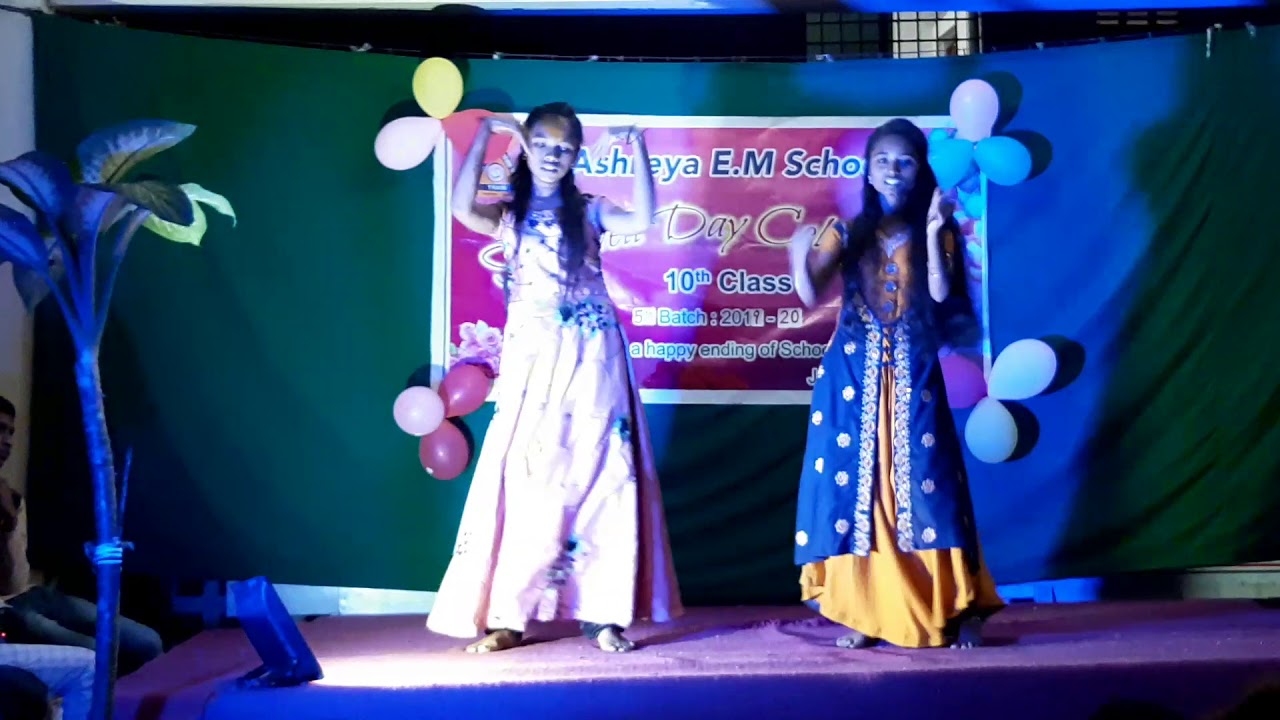 9th class girls Fantastic Performance - YouTube