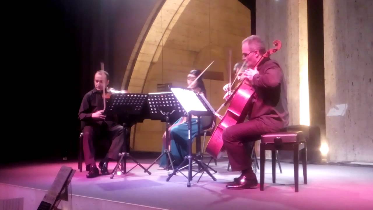 Квартет имени Э. Мирзояна Кочари / Mirzoyan Quartet Qochari - YouTube