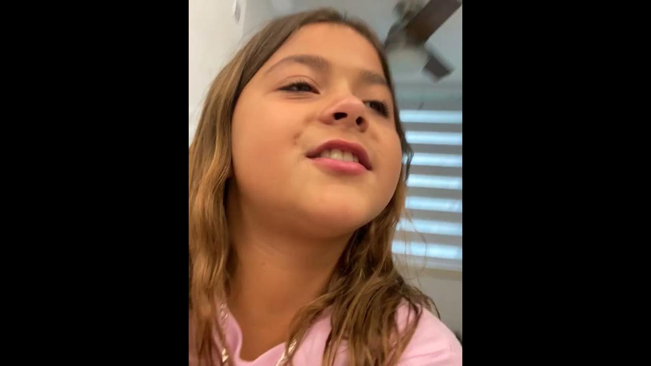 BORN FLEXIBLE!! I wish I was as flexible as @annamcnulty - YouTube