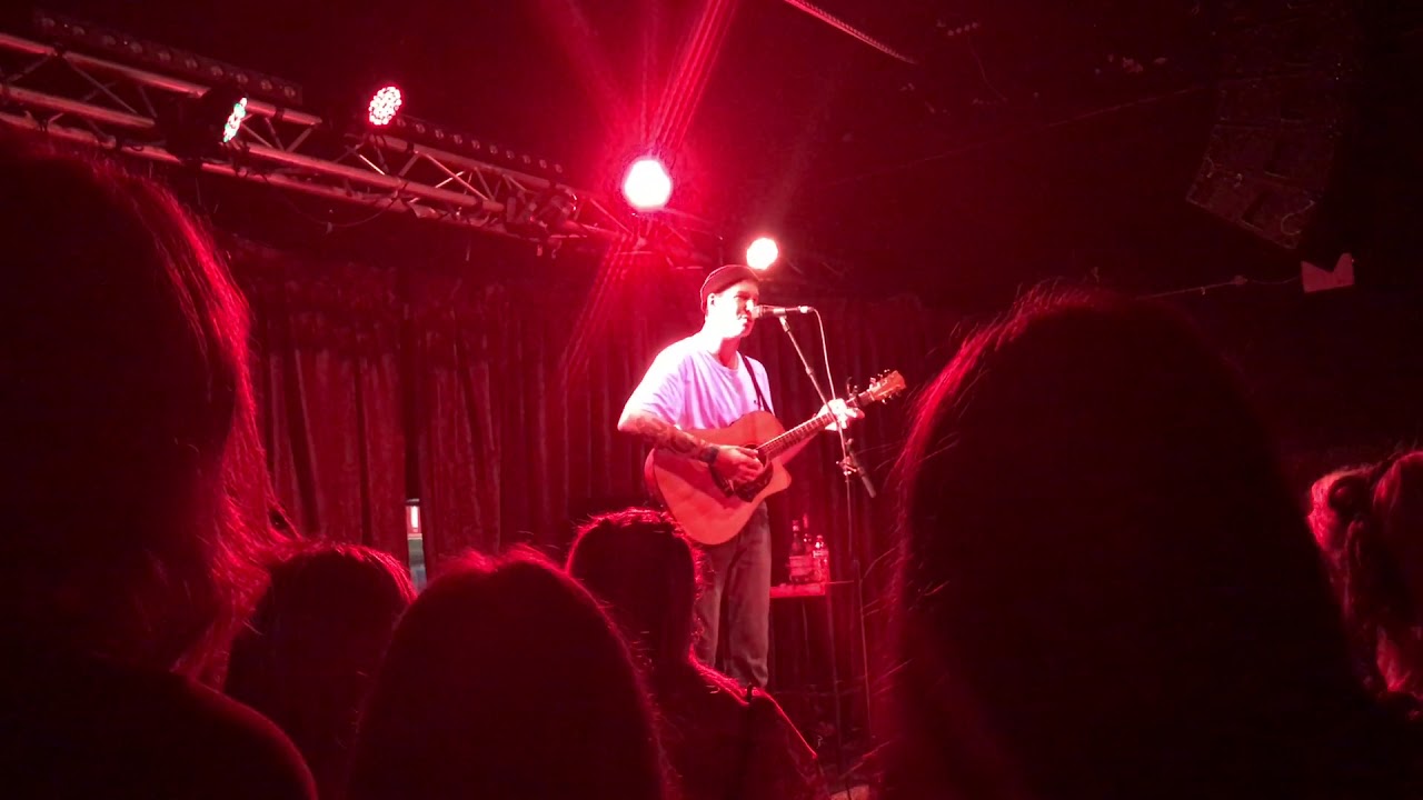 I Don't Want To Be Here Either - John Floreani - Live in Brisbane - 13 ...