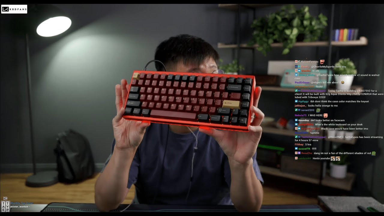Building Fedmyster's Mechanical Keyboard Gift from Scarra - YouTube