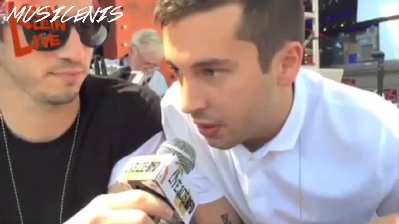 Tyler Joseph Giving 'The Talk' - YouTube