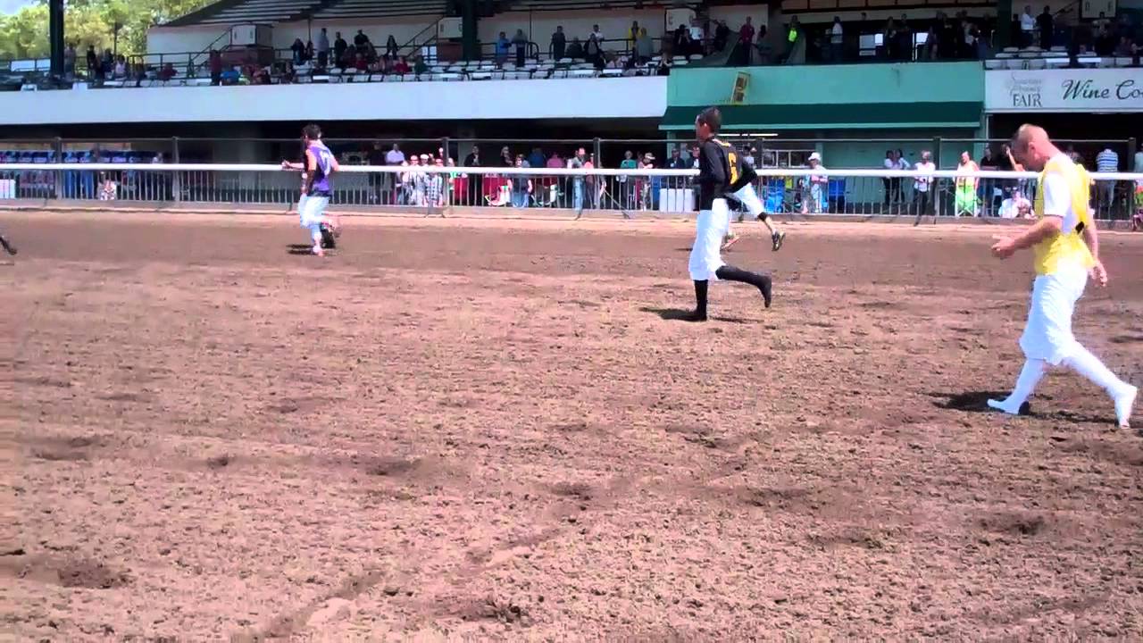 2013 Sonoma County Fair Jockey Foot Race - YouTube