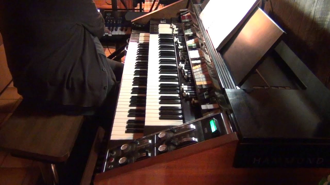 Do You Hear What I Hear - N.Regney & G.Shayne .m2ts - YouTube