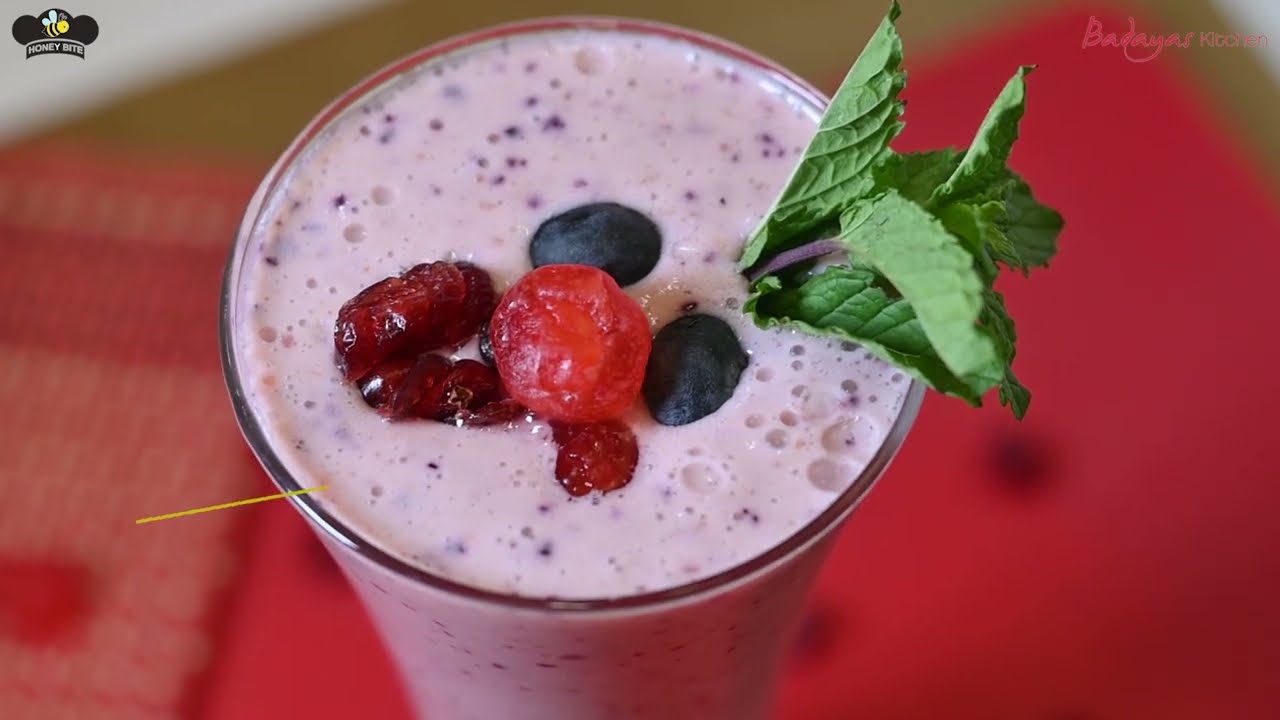 Chilled Berry Smoothie | Chef Aman | Badayas kitchen | Honeybite ...