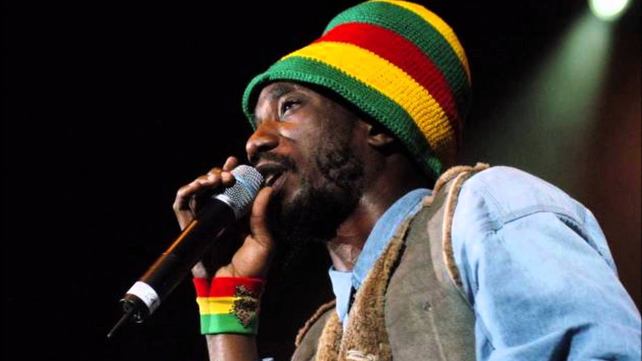 Sizzla - Give me a Try.wmv - YouTube