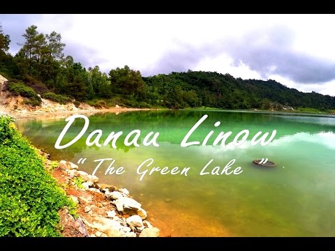 Green Sulfur Lake - Danau Linow Lahendong - Minahasa - North Sulawesi ...
