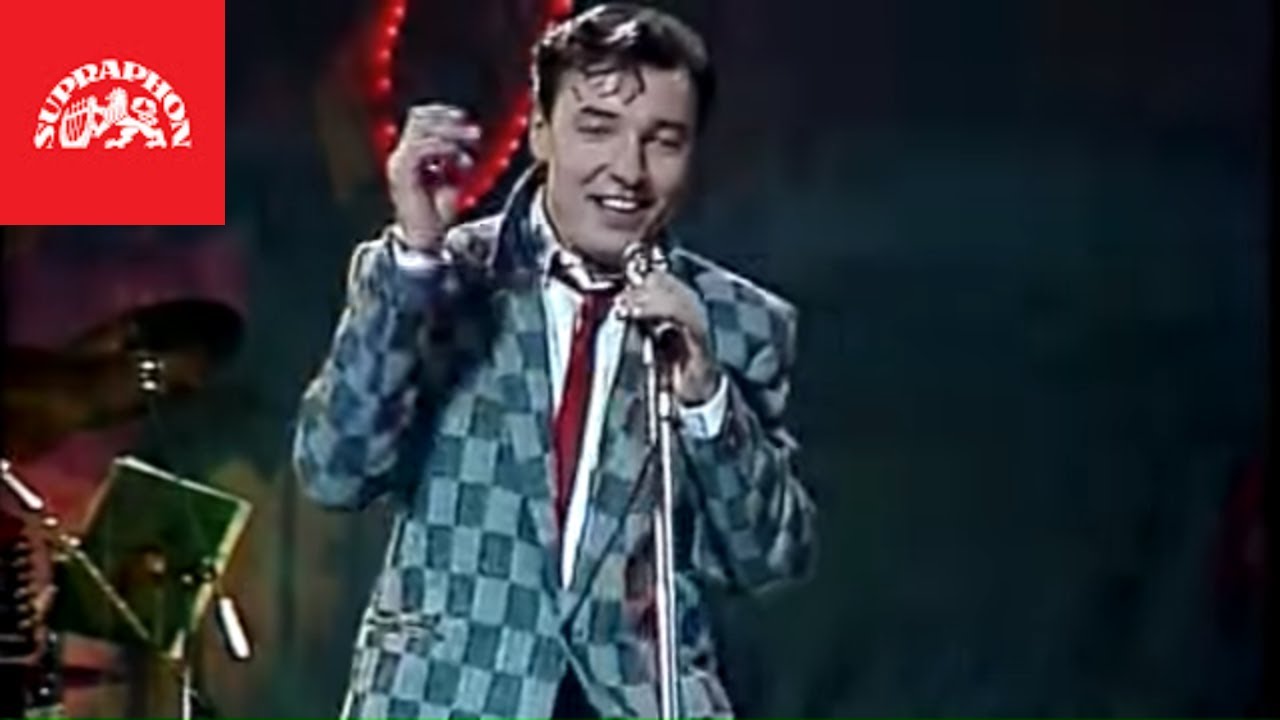 Karel Gott - All Shook Up (Oficiální video) - YouTube
